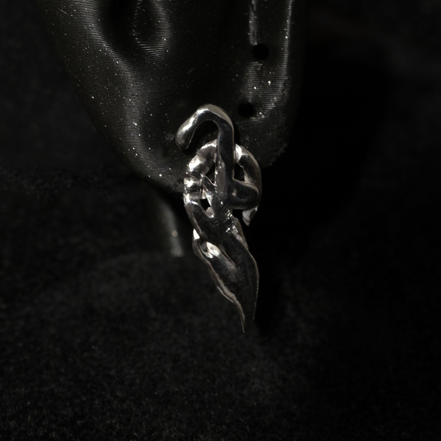 "The Swan" Sterling Silver Sculptural Ear Stud – by Damian Ardestani ...